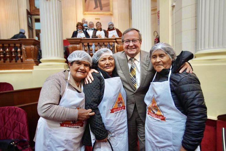 Lucho Molina, alcalde de Miraflores, reitera pedido al Gobierno para ...