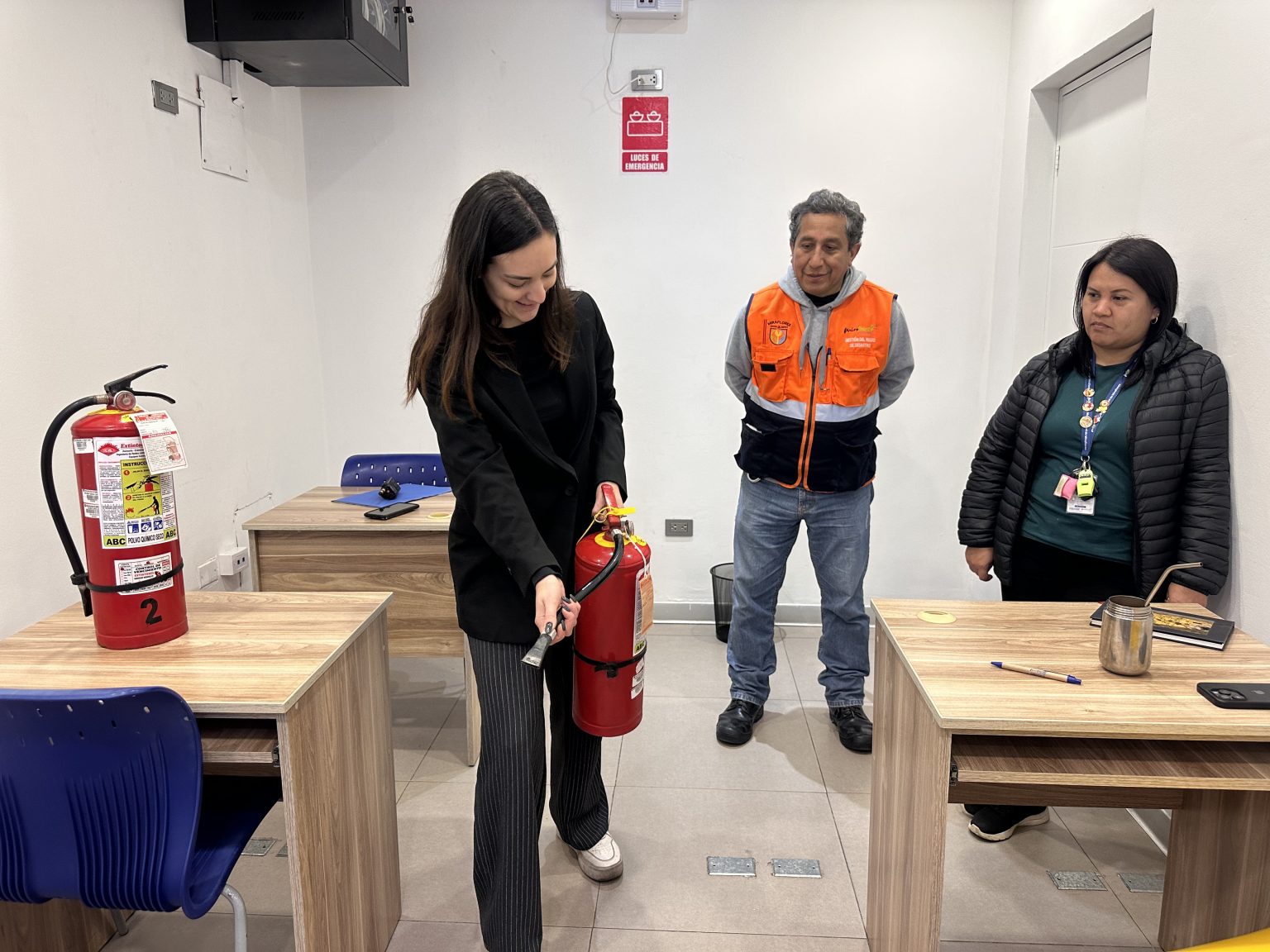 Miraflores capacita en primeros auxilios y manejo de extintores a adultos mayores de Casa ...