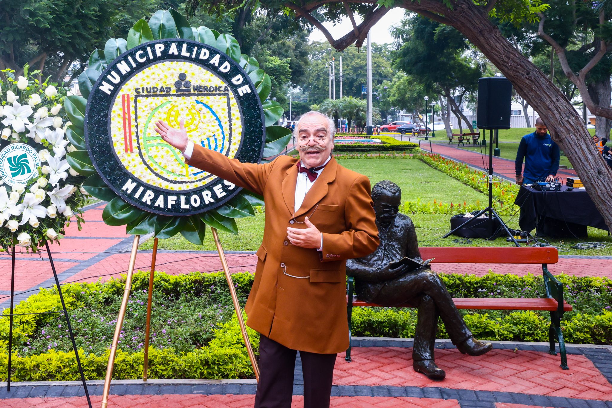 Miraflores rindió homenaje a uno de sus vecinos más ilustres: don ...