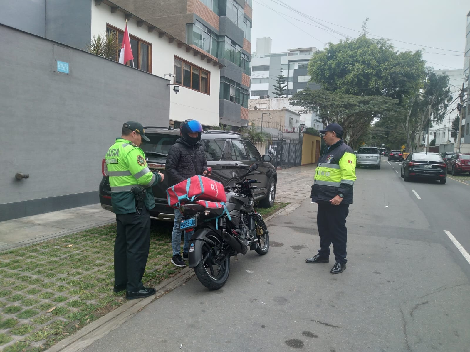 La PNP y la municipalidad de Miraflores ejecutaron 82 operativos de control a motos lineales y ...